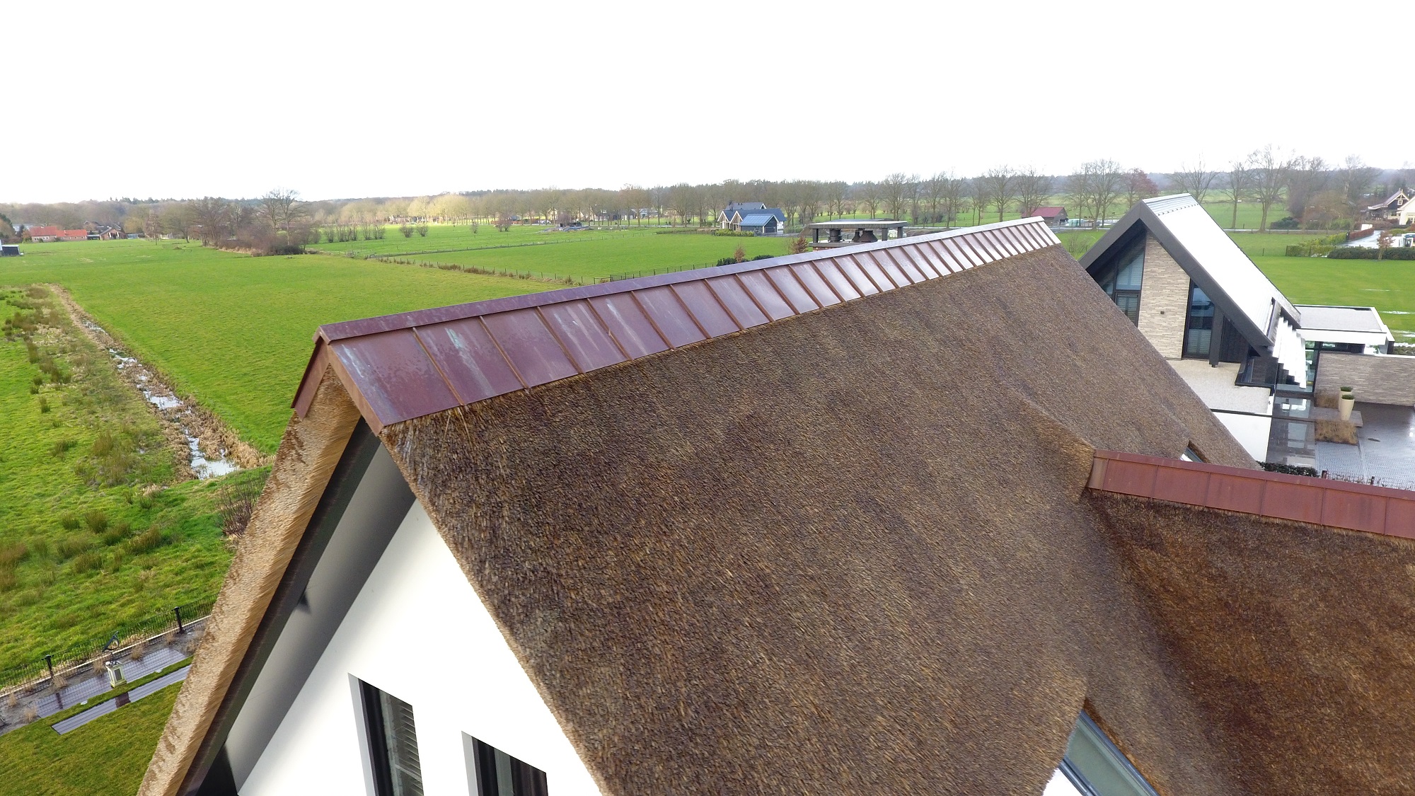Koper op riet in Woudenberg : Duinkerke Dak & Zink